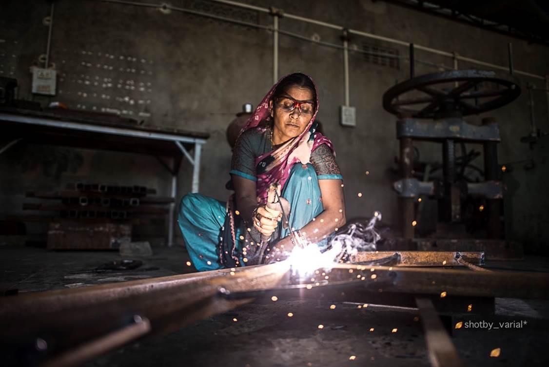 Awards shine a light on the Barefoot College Solar Mamas